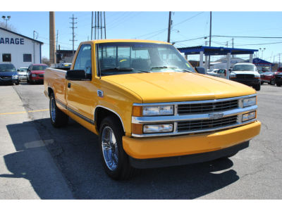 Buy 1993 Chevrolet 1500 Cheyenne205,752,Regular Cab Pickup,Yellow,Gray ...