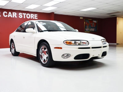 Buy 2002 Oldsmobile Aurora 4.032,035,Sedan,White,Black,11035 ...