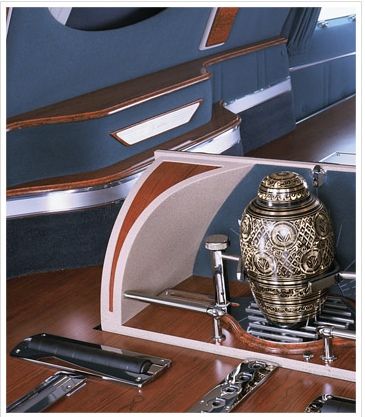 Cadillac Ultimate Funeral Car:picture # 13 , reviews, news, specs, buy car